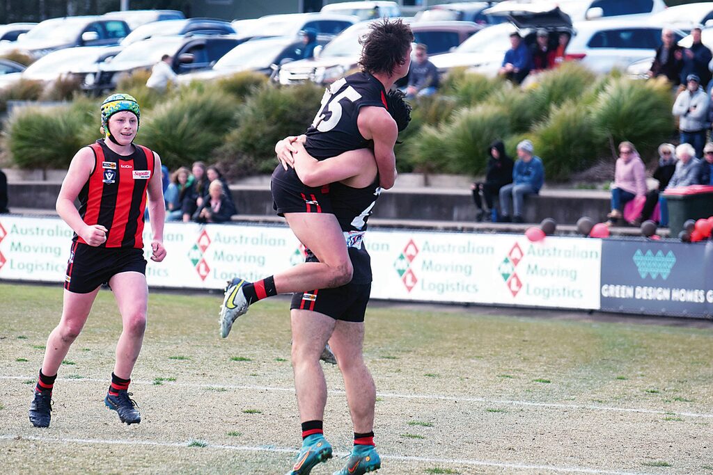 Sale's fairy tale run ends with GF loss. | Gippsland Times