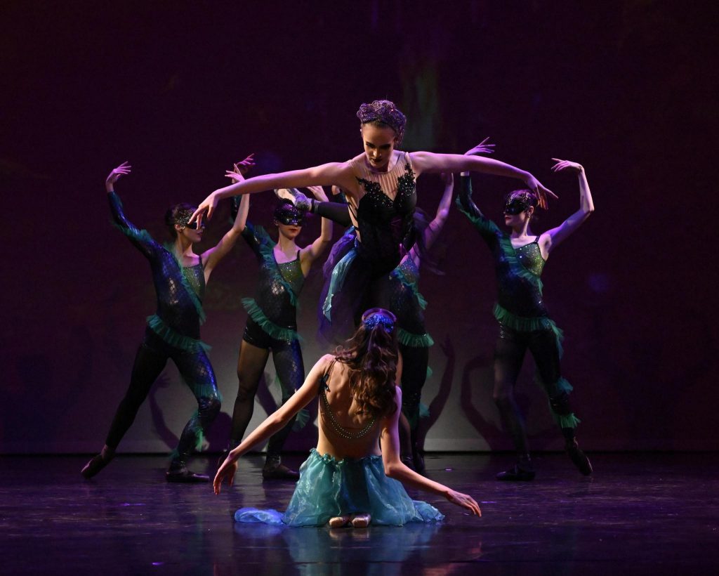 Victorian State Ballet entrances Sale | Gippsland Times
