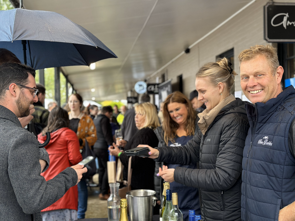 Alistair Hicks Wine Gippsland president with Catherine Hicks ...