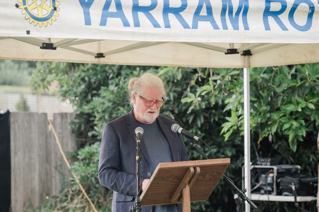Final Heesco Town Mural on Yarram water tower unveiled | Gippsland Times