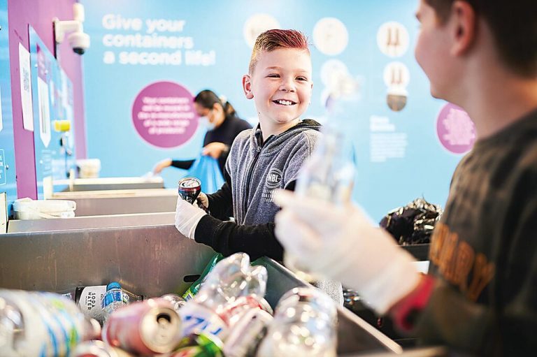 Victoria's container deposit scheme to start | Gippsland Times