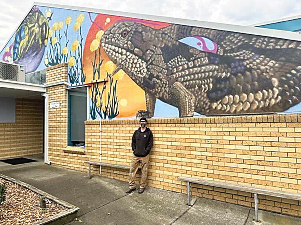 Rosedale Primary School unveil new mural | Gippsland Times