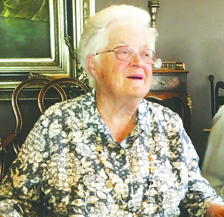 Community mourns Helen Mary Cantwell | Gippsland Times